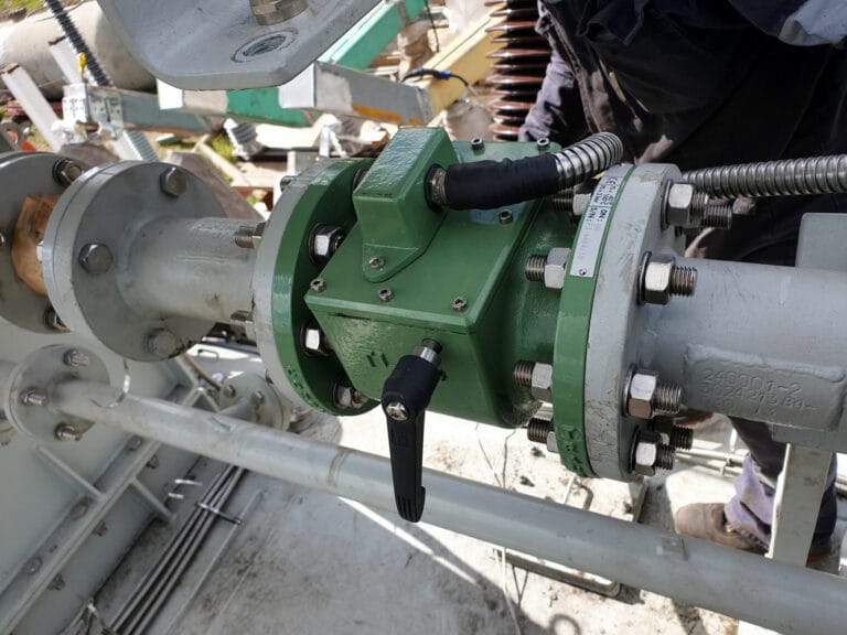 TPC CONSERVATOR SHUTTER type TL – Transformer Protector Corp.